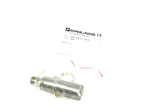 New Pepperl Fuchs Nbb8 18gm50 E2 V1 Y202368 Inductive Sensor 202368