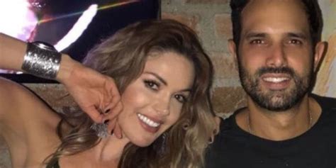 Alejandro Estrada Y Nataly Uma A Se Volvieron A Casar Canal