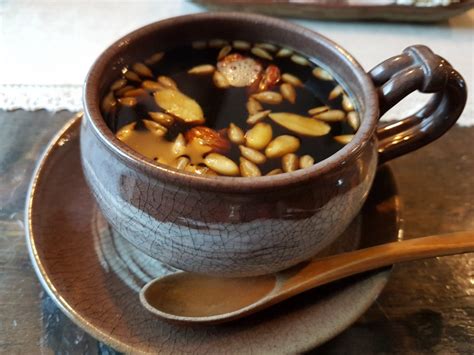 지금은 차를 마실 시간 전통찻집으로 오세요~ 지역내일