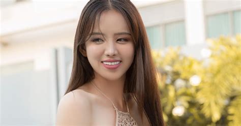 Nang Hlaing Moe Myanmar Model Girl