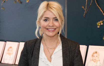 Holly Willoughby Net Worth 2024 Age Early Life Career And Personal Life