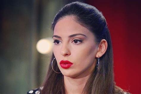 “ყველაფერი ღრმა ბავშვობაში დაიწყო“ რატომ არის ტასო ბარნოვა დეპრესიისკენ მიდრეკილი Metronome Ge