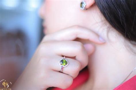 طقم فضة بيضاوي لون زيتي الاميرة والوحش للفضة