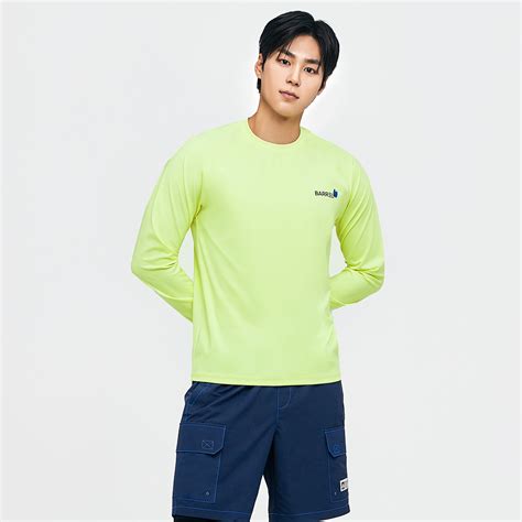 배럴 맨 트로피컬 릴렉스핏 래쉬가드 페일네온옐로 B SMWRG PNW 남자 비치수영복 가나스윔