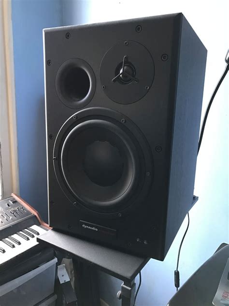 Dynaudio Bm15a Powered Studio Monitors