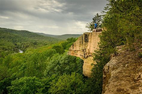 Mysteries Of Arkansas Devils Den Touristsecrets