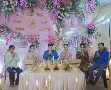 ទោះគ្រួសារ កំពុងមានបញ្ហាក្តី តែទិដ្ឋភាព ការរៀបចំមង្គលការ ប្អូនប្រុស ឌួង ឆាយ មើលទៅមានក្តីសុខណាស់