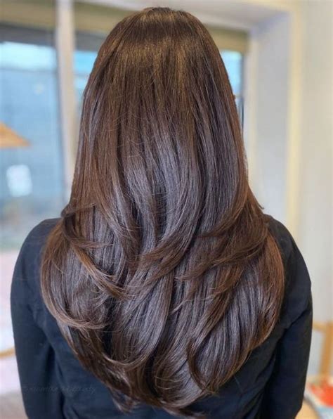 Trendy Feathered Haircuts For Long Hair