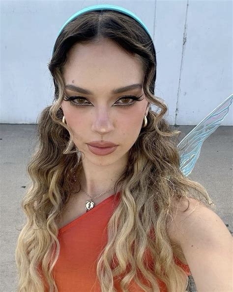 Daniela Avanzini Of Katseye As Stella From Winx Club Halloween 2024