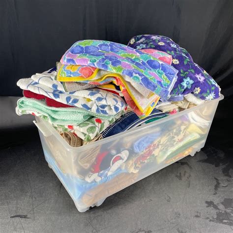 Yahooオークション E59 大量 おまとめ 中古ブランドタオル色々 バス