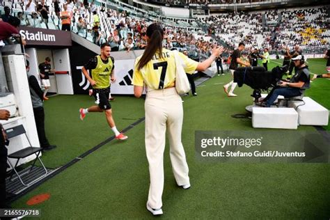 85 Celine Dept Photos Et Images Haute Résolution Getty Images