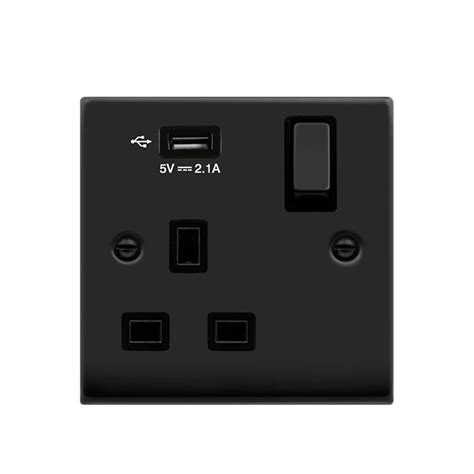 Vpmb571ubk Scolmore 13a Ingot 1 Gang Switched Socket Outlet With Single 2 1a Usb Outlet
