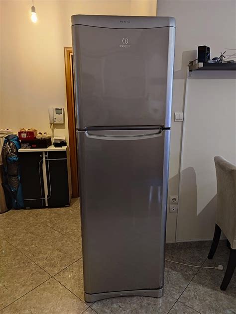 Indesit Ψυγειο Inox Total No Frost 185 X 60 X 65 Οικιακές Συσκευές