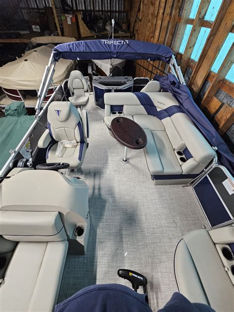 2024 Trifecta 22rfc Home Loughborough Lake Marina Battersea On