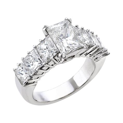 18 Carat White Gold Princess Cut Diamond Engagement Ring For Sale At