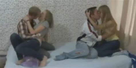 Videoz Nestee Shy Naive Teen Cuties Enjoy A Quick Foursome Tnaflix Com