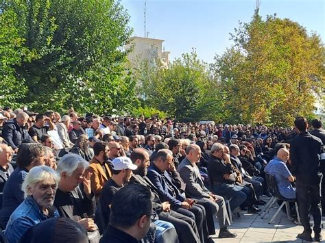 آغاز تشییع جنازه داریوش مهرجویی و همسرش با حضور هنرمندان