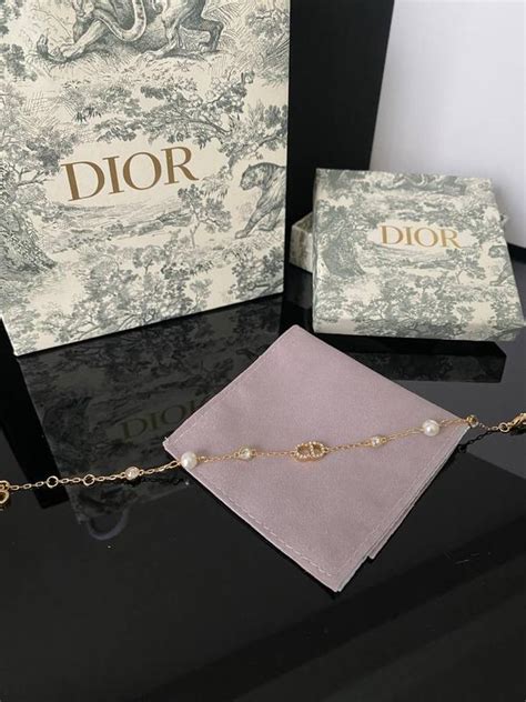 Брендовый браслет — цена 903 грн в каталоге Браслеты Купить аксессуары по доступной цене на Шафе