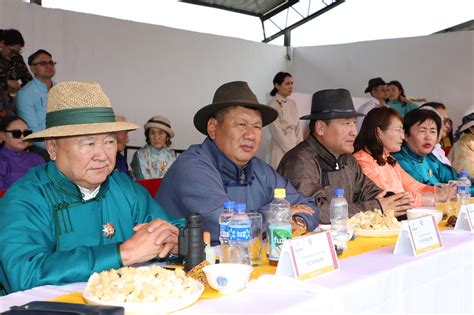 Сэлэнгэ түмэн 🇲🇳🇲🇳🇲🇳 Зуун зуунаар идээшсэн 🇲🇳🇲🇳🇲🇳