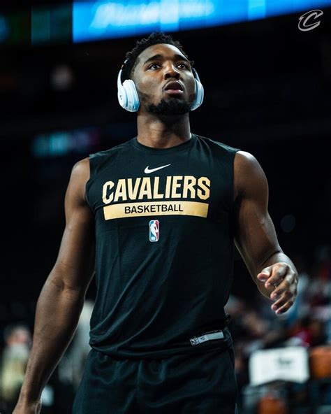 Donovan Mitchell Gives The Cavs A Spark To Start The Season Ideastream Public Media