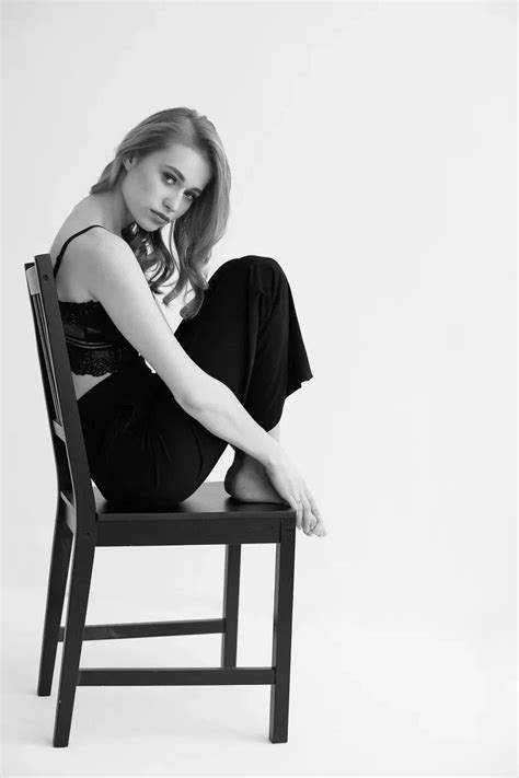 Sophia S Modeling Portfolio Photoshoot Artofit