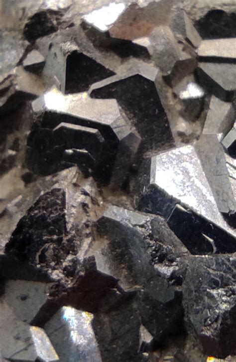 E Rocks Mineral Auctions