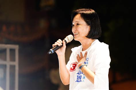 柯志恩 謝謝鳳山鄉親！謝謝今天一同作伙的 曾銘宗 高雄市議員李雅靜 鍾易仲 高雄市議員 劉德林 高雄市議員