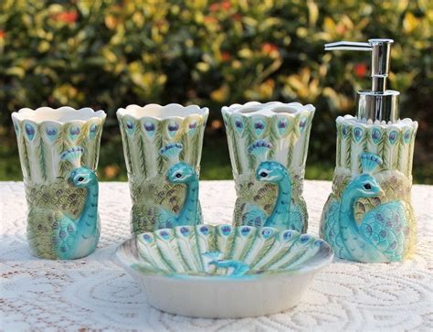 Pin By 𝐕𝐀𝐒𝐈֍𝐋𝐄𝐊 On ПАВЛИНомания 2 ПЫЛЕСБОРНИКИ Peacock Bathroom