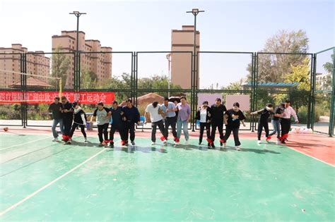 临泽县人民政府 临泽县医保局举办“迎中秋·庆国庆”职工运动会