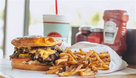 Bite Into Texas A Culinary Adventure Through Iconic Fast Food Chains