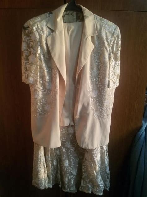 Нарядный костюм за 500 грн Костюм Костюм тройка Шерстяной костюм