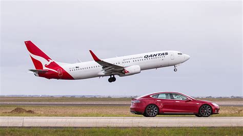 Watch A Tesla Model S Race Past A Boeing Jet In Its Ludicrous Mode