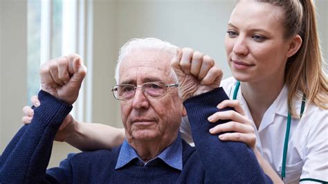 Инсульт первые признаки симптомы Первая Медицинская Клиника