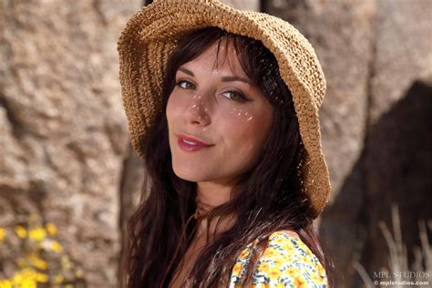 Elena Generi In Naked Desert By MPL Studios Erotic Beauties