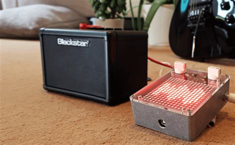 The Arduino Audio Meter Is A Programmable Guitar Pedal Arduino Blog