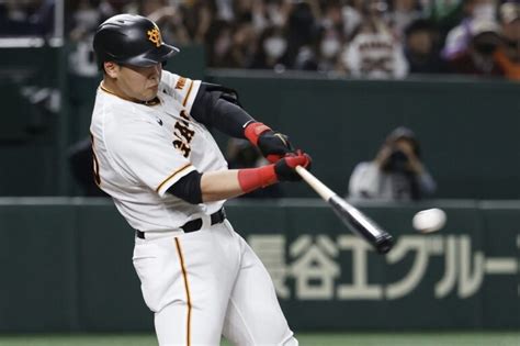 巨人岡本顔ボール