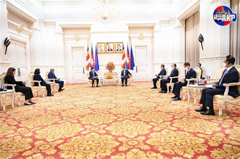 សម្ដេចនាយករដ្ឋមន្ត្រី ហ៊ុន សែន អនុញ្ញាតឱ្យអគ្គនាយកអង្គការកម្មសិទ្ឌិបញ្ញាពិភពលោក