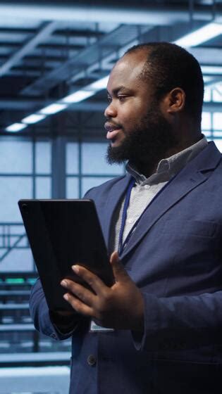 Vertical Software Engineer In Data Center Runs Error Checking Utilities