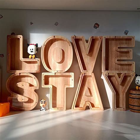 Badu Bg Дървена кутия за съхранение на пари с английски букви Касичка Банка за монети Творческа