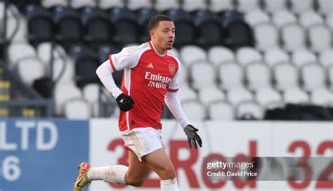 Seb Ferdinand And Josh Nichols Offered Professional Contracts By Arsenal Jeorge Birds Arsenal