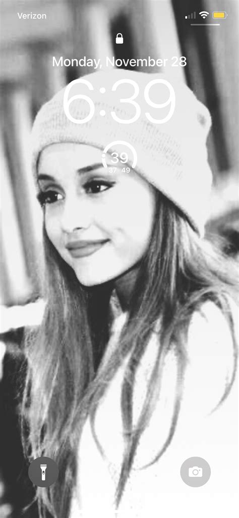 My Wallpapers From My Phone Ariana X Tinashe 🥰 R Ariheads