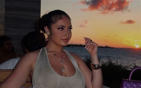 How Ash Kashs Onlyfans Presence Strengthens Her Brand And Online Influence