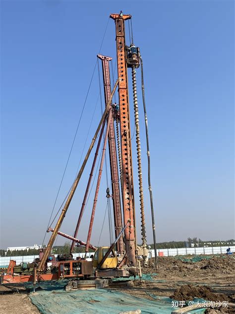 长螺旋钻孔灌注桩的施工 知乎