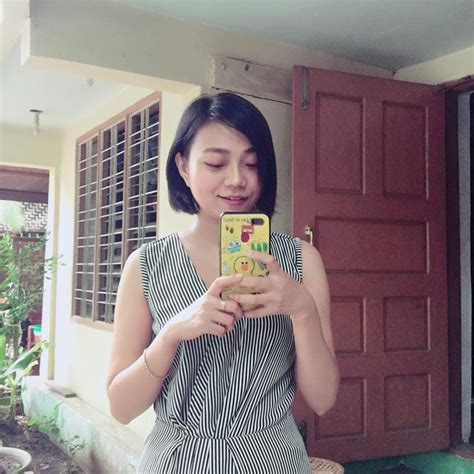 မင်းသမီးချင်းကိုယ်ချင်းမစာပဲ လက်ပါတဲ့အထိ စိတ်မထိန်းနိုင်လို့ ဝေဖန်ခံနေရတဲ့ မြတ်ကေသီအောင်