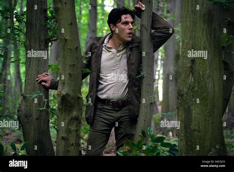 Dont Move Is A 2024 American Thriller Film Starring Kelsey Asbille