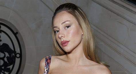 Ester Expósito 26 Entreno 3 Veces A La Semana Y Cuido Mi