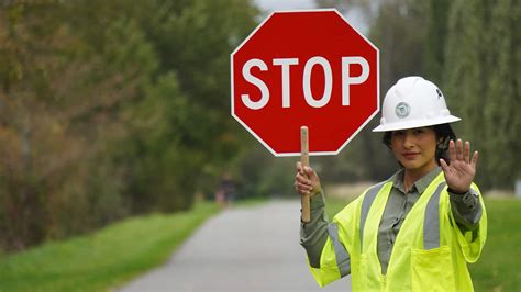 Flagger Certification And Training Program Evergreen Safety Council