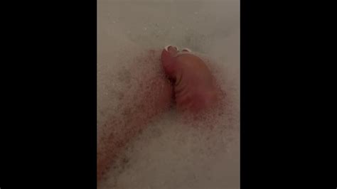Mixed Chick With Pretty Feet And Foot Fetish Shows French Tip Toes White Tip Toes In Bubbles