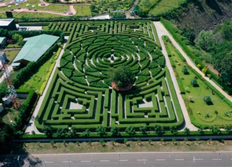Maze Garden Statue Of Unity Tent City1 Welcome To Statue Of Unity