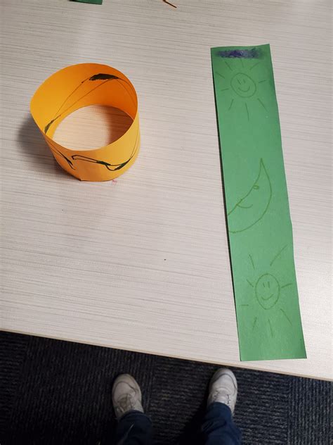 Paper Chain Snakes Highland Public Library